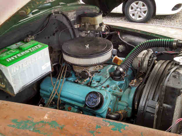 1946 PONTIAC EIGHT TORPEDO 2-DOOR SEDAN